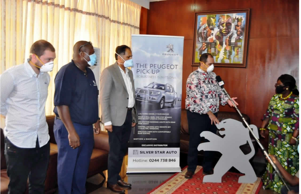 Kalmoni Group donates new Peugeot 4x4 pickup to help Covid-19 fight ...