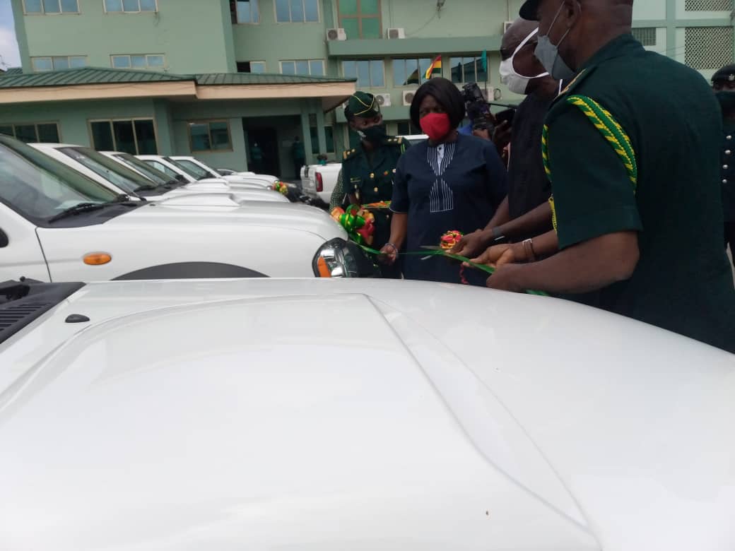 Government promises increased patrols after delivering 50 pick-up ...