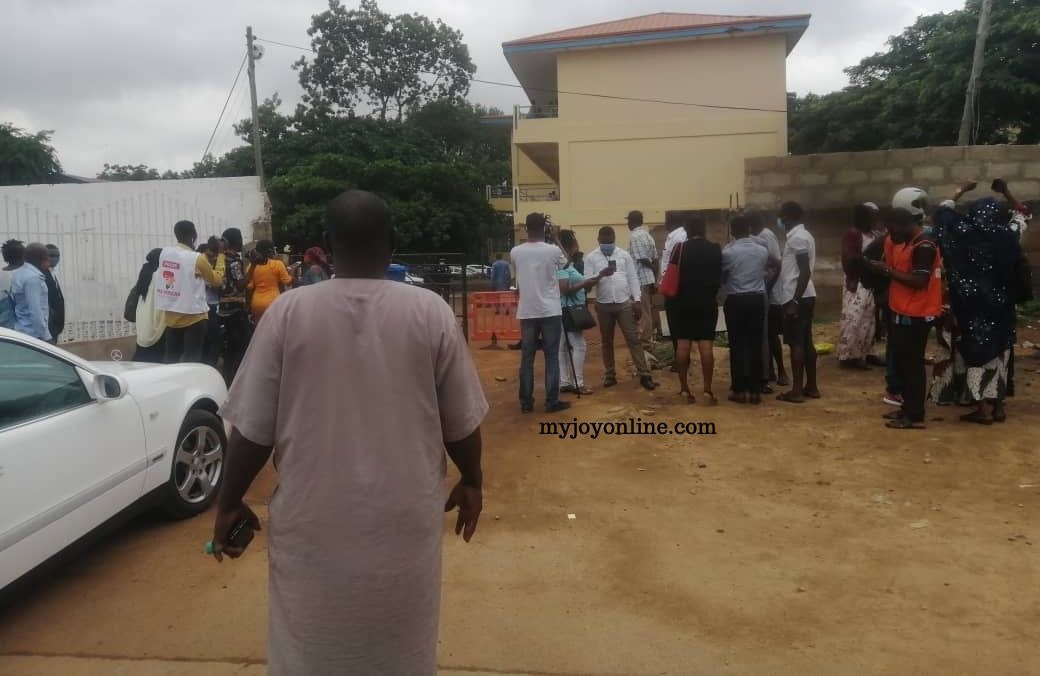 Parents troop to Accra Girls SHS to withdraw wards after 6 students ...