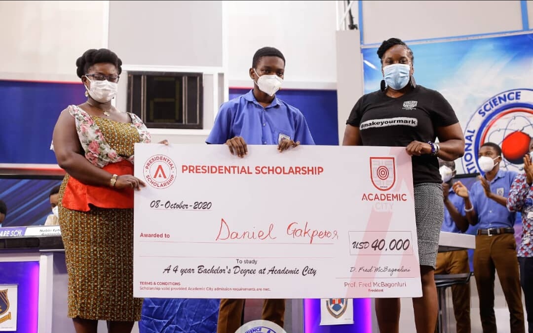 NSMQ 2020: Winner Daniel Kekeli Gakpetor receives full scholarship from Academic City - MyJoyOnline
