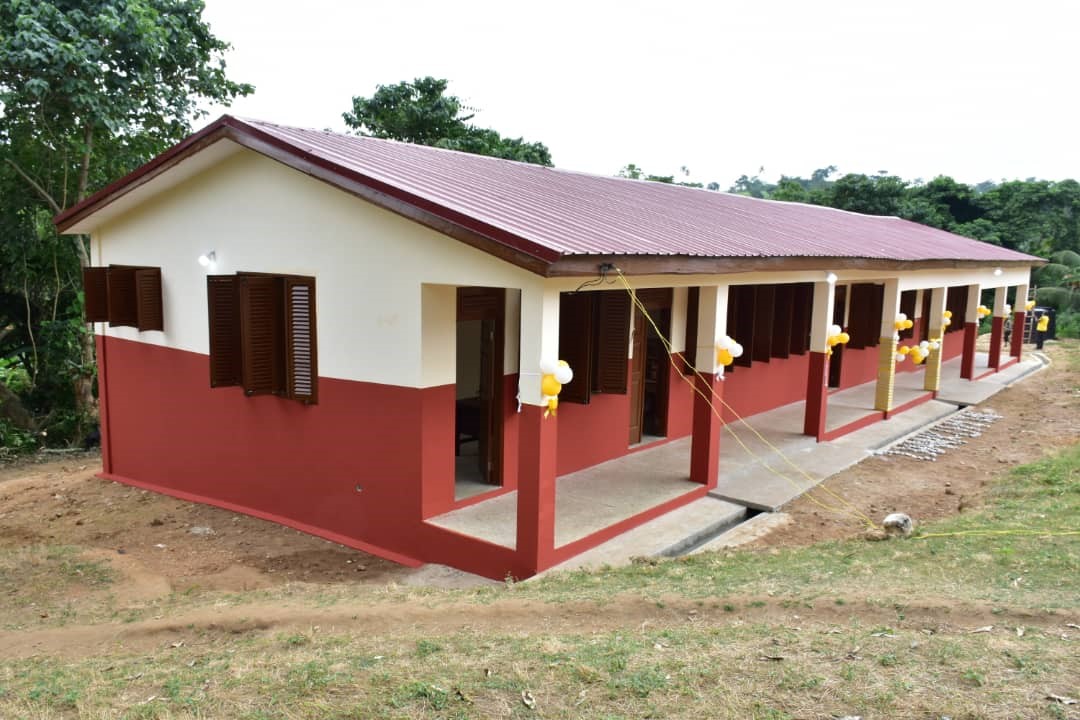 Over 420 school children benefit from MTN Ghana Foundation’s classroom ...