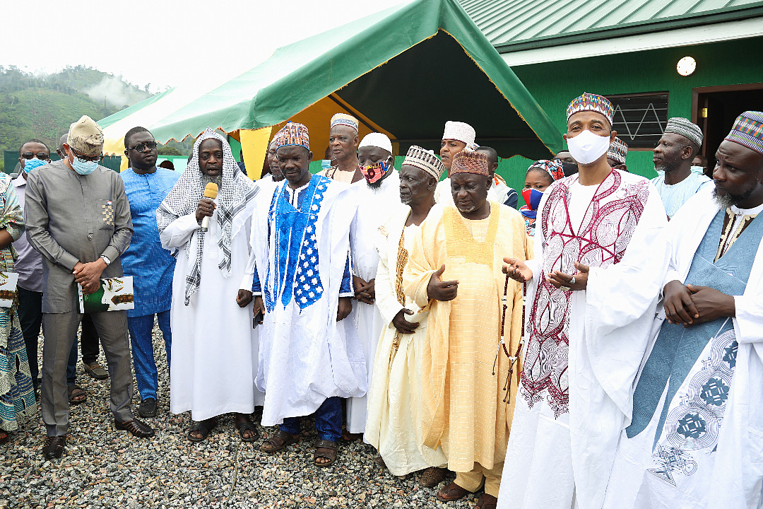 Wembley Sports hands over Kibi astro turf facility to Zongo ministry ...