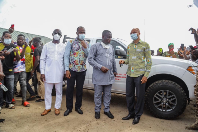 Kasapreko CEO donates ultra-modern polyclinic, Nissan Frontier to Wassa ...
