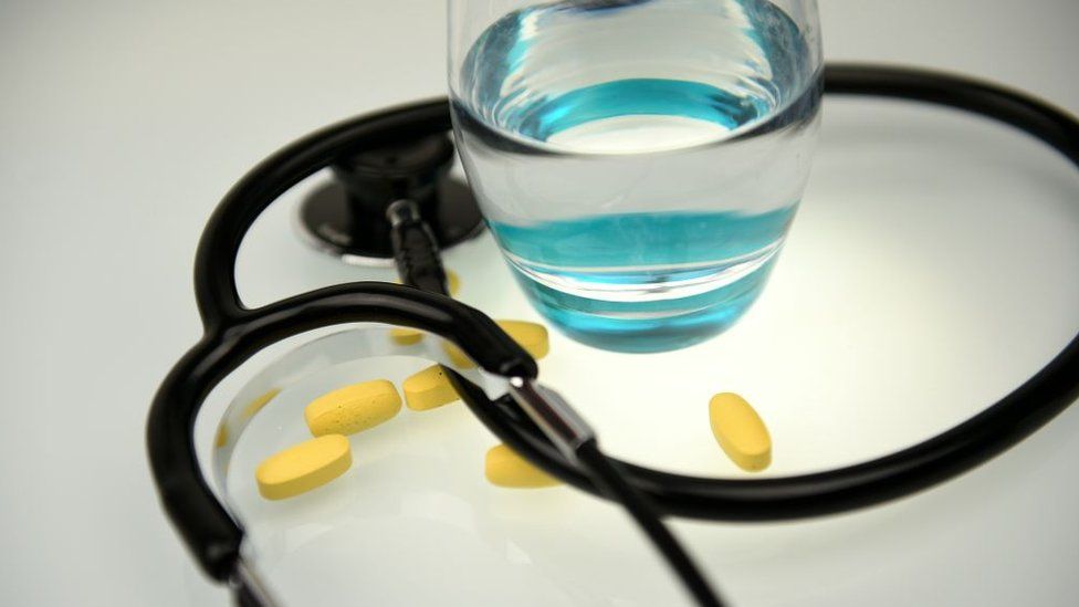 US doctor forgives $650,000 in medical bills for cancer patients ...