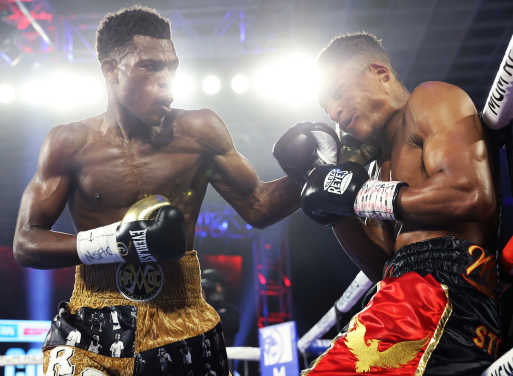 Richard Commey knocks out Jackson Marinez in round 6 - MyJoyOnline