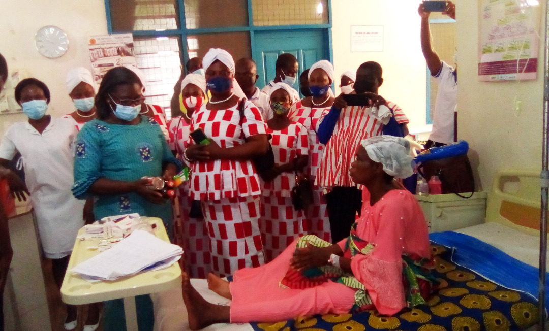 Congregants of Presby church spend Easter Monday with patients at ...
