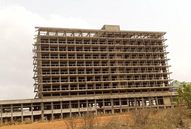 Dilapidated Meridian Hotel is a death trap - Tema Residents - MyJoyOnline