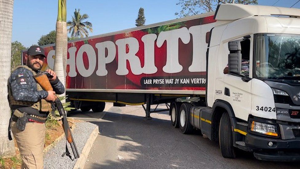 South Africa Zuma riots: Armed police protect food deliveries - MyJoyOnline