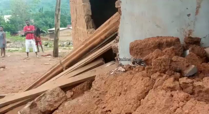 One feared dead after mud building in Obogu collapses - MyJoyOnline
