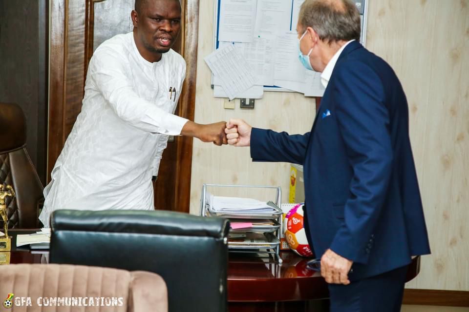 Milovan Rajevac officially meets Mustapha Ussif in Accra - MyJoyOnline