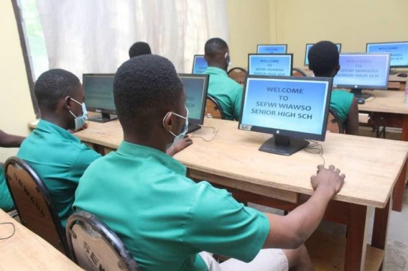 Sefwi-Wiawso SHS gets ICT laboratory - MyJoyOnline