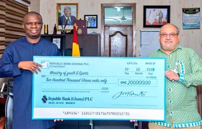 Sports Minister receives ¢200k cheque from Republic Bank - MyJoyOnline