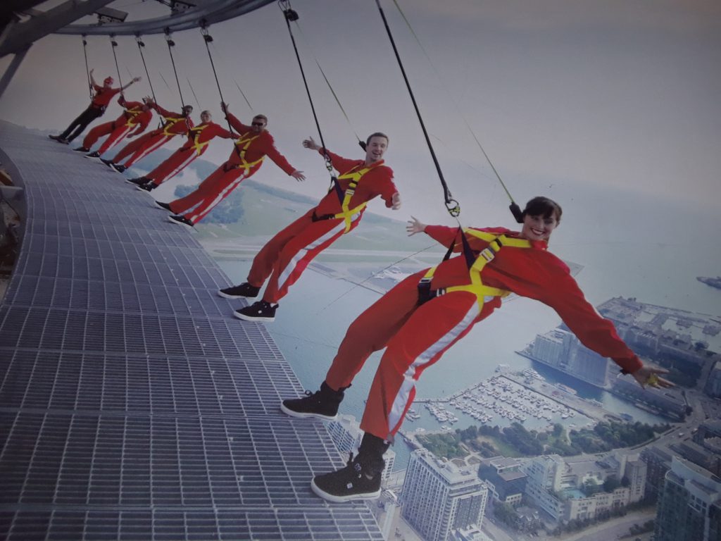 Stephen Armah Quaye: Why you should see the Canadian National Tower ...