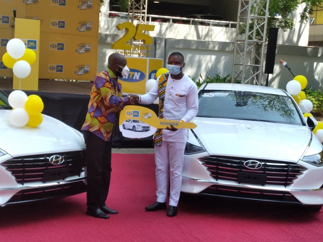 MTN reward 20 customers with Hyundai Sonatas in MTN@25 promo - MyJoyOnline