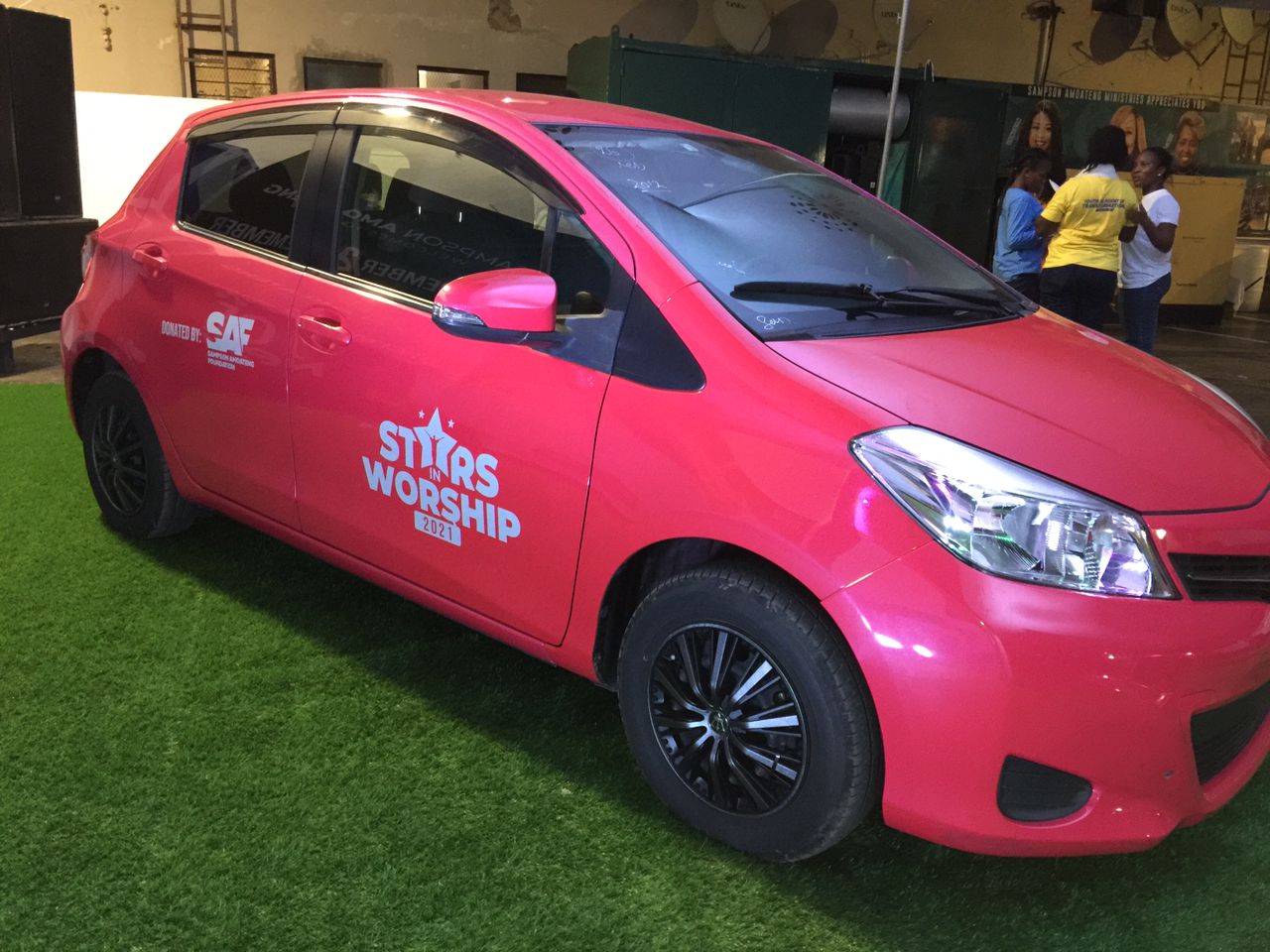 Oware Junior wins big at 2021 Stars in Worship event as he was honoured ...