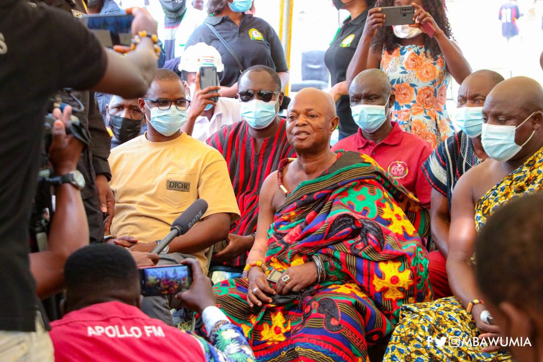 Apeatse explosion: Bawumia donates over 13 tonnes of relief items to ...