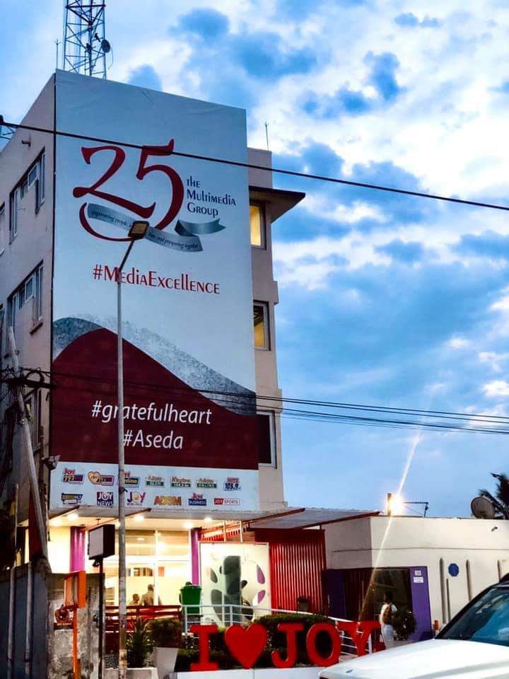 The Multimedia Group honours 10 distinguished staff at 2021 People's ...