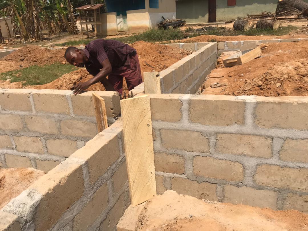 The Classroom Project a relief to Asikuma-Odoben-Brakwa District - DCE ...