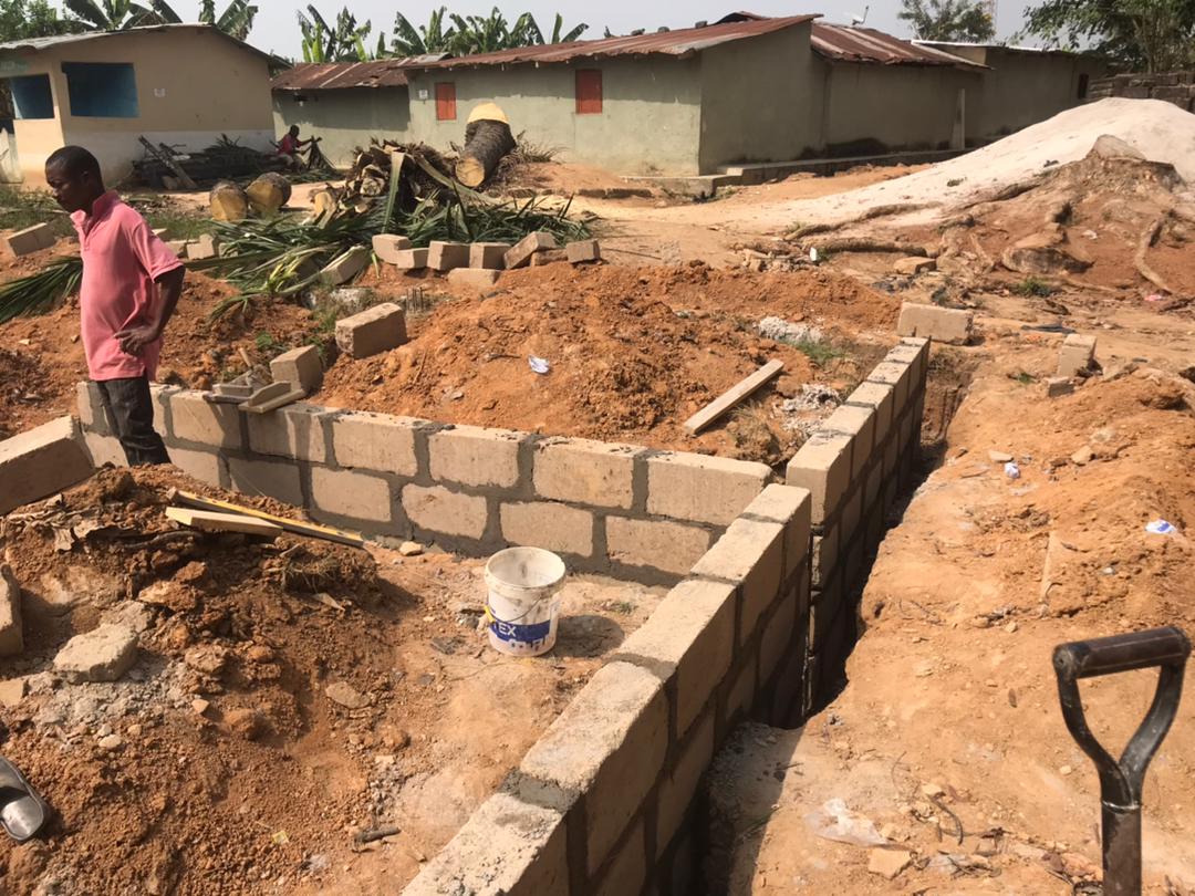 The Classroom Project a relief to Asikuma-Odoben-Brakwa District - DCE ...