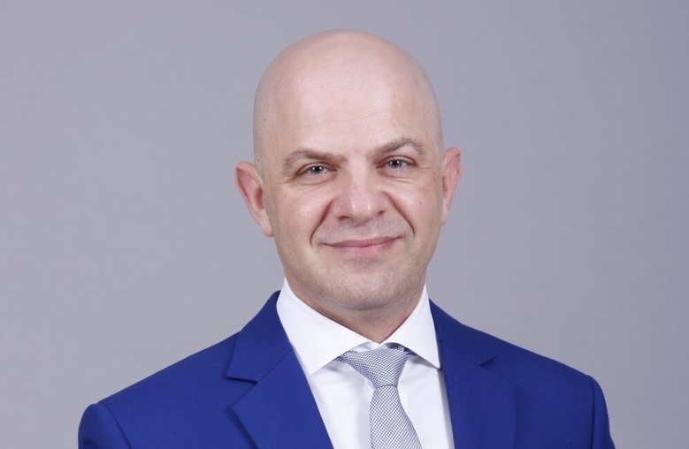 Stellantis Corporation partners Silver Star Auto to begin production of ...