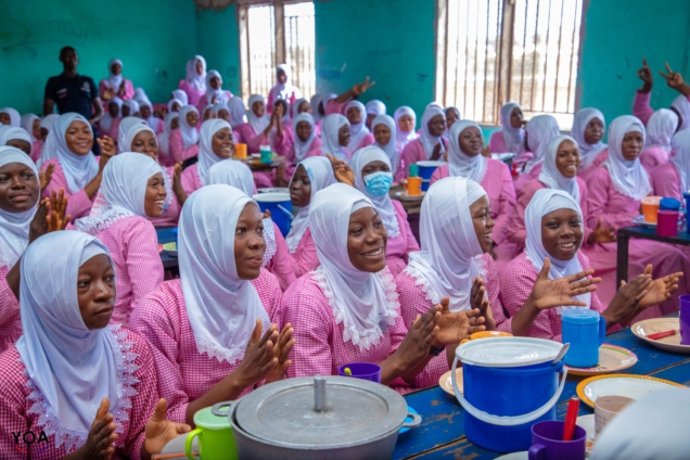 Education Minister visits Sakafia Islamic Senior High School ...