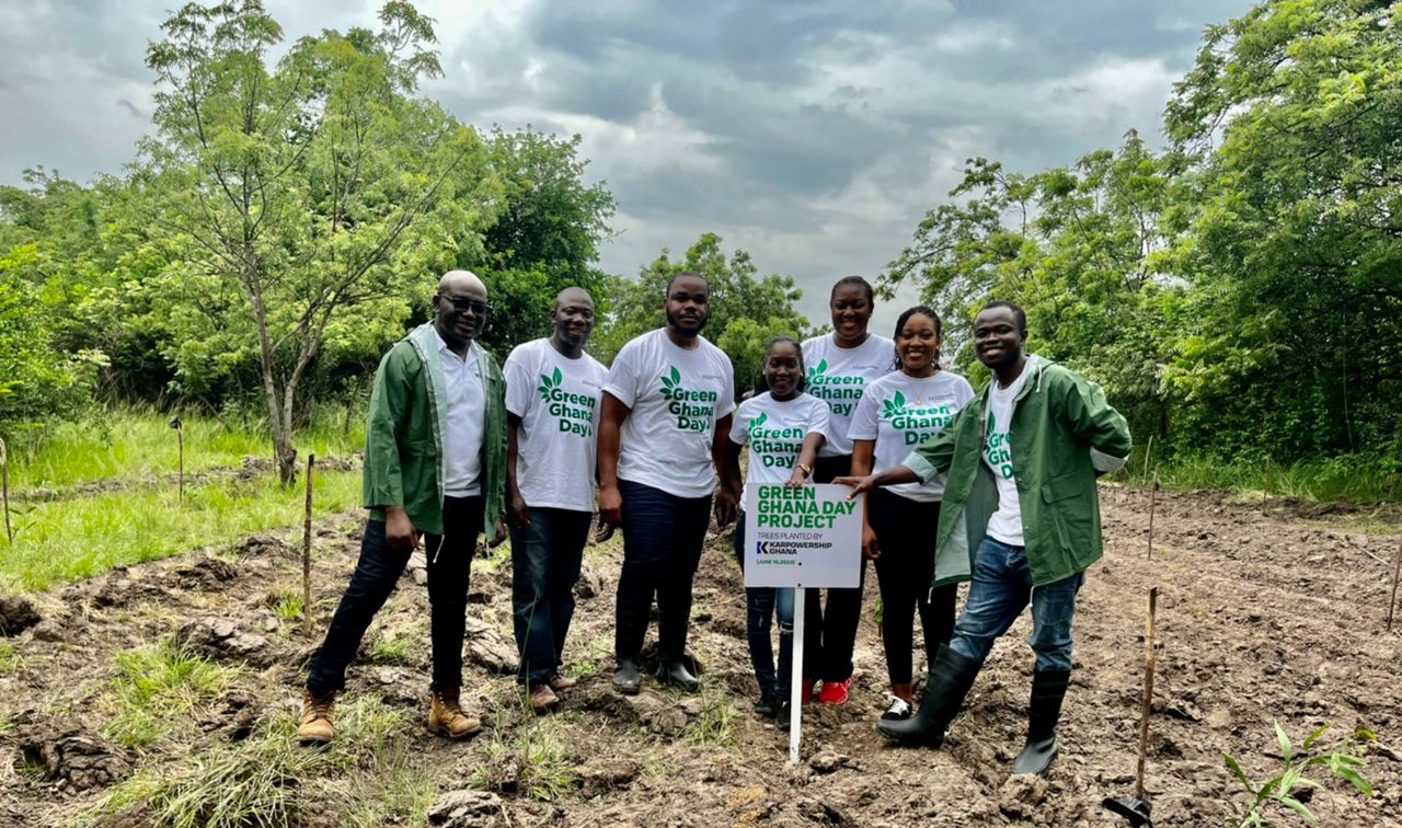 Karpowership Ghana staff plants 5000 trees to deal with climate change ...
