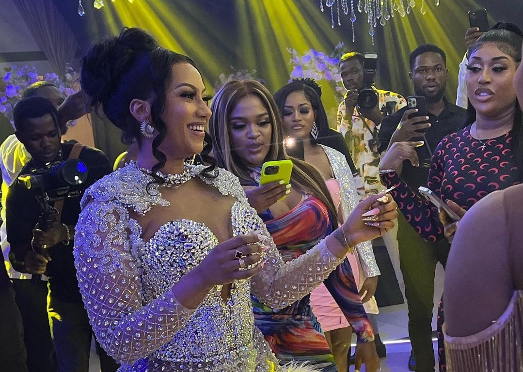 Check out how your favourite celebrities showed up at Mona4Reall's ...