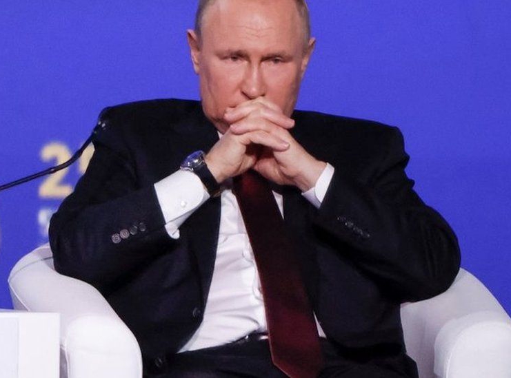 Top Russian military official dead after falling out of a 16th-floor ...