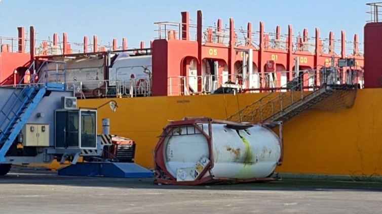 Toxic gas leak kills 13, injures hundreds at Jordan's Aqaba port ...
