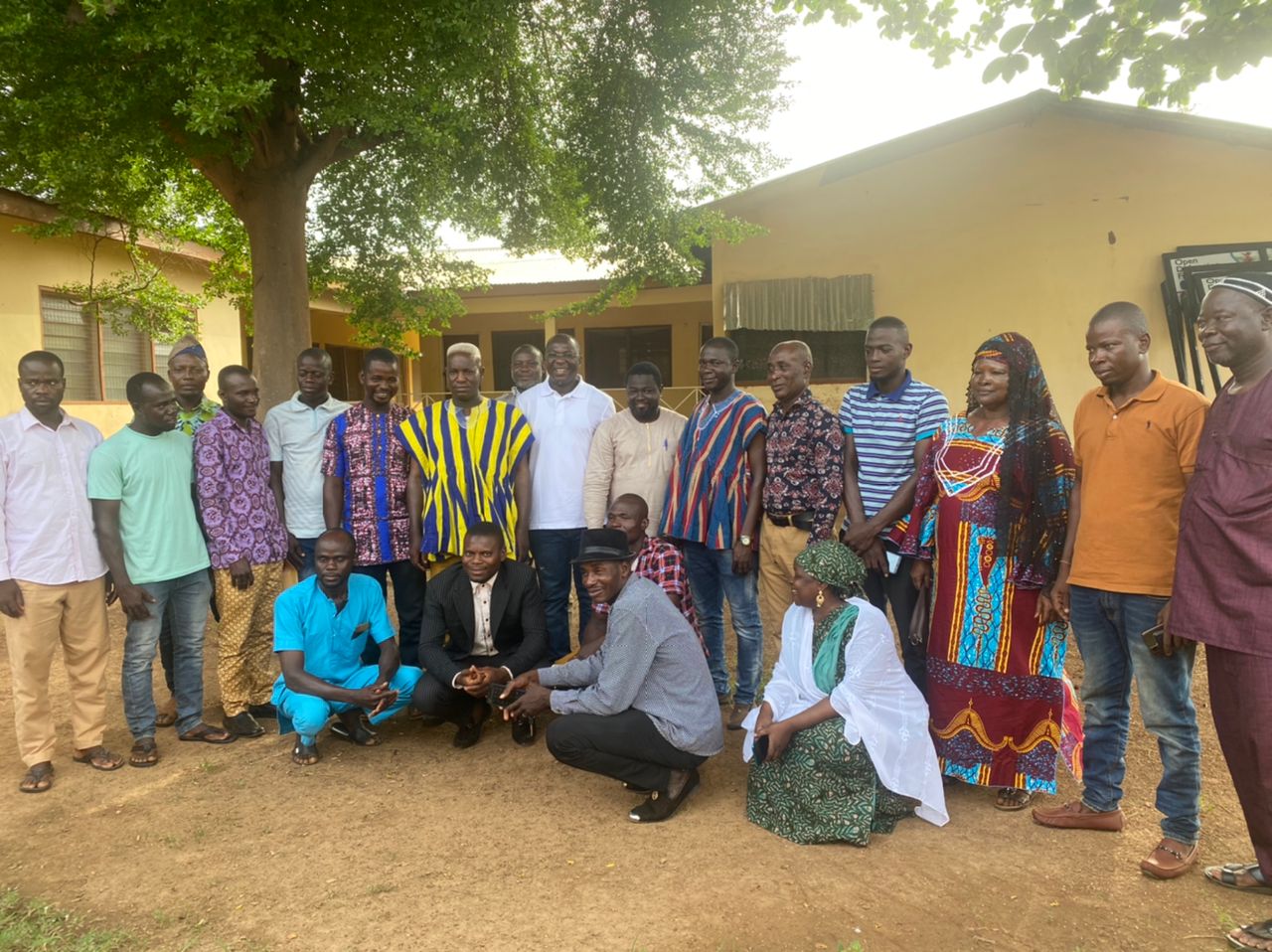 Karaga MP supports constituency's electoral areas with ₵10K each ...