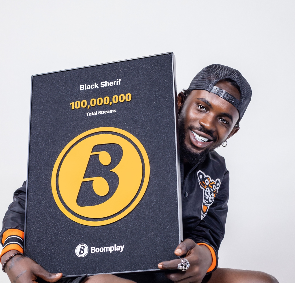 Black Sherif receives Golden Club plaque for 100m+ Boomplay streams ...