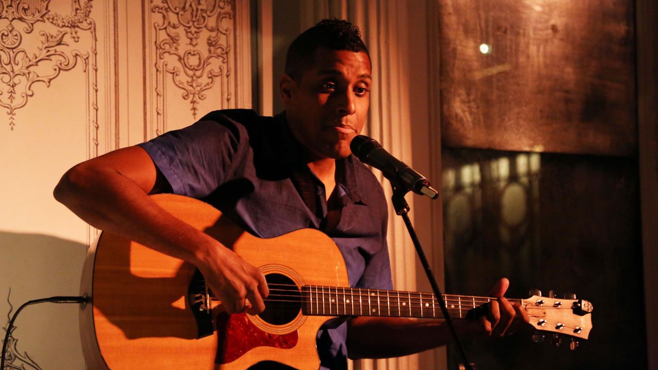 Haitian singer dies after collapsing on stage - MyJoyOnline