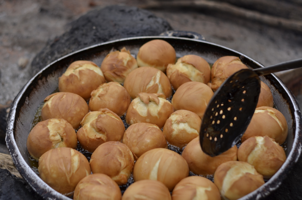 Prices of 'bofrot' and fried yam shoot up in line with cooking oil ...