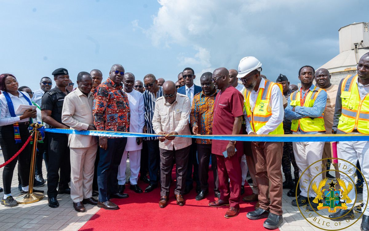 Akufo-Addo commissions container terminals, Dry Dock at Takoradi ...