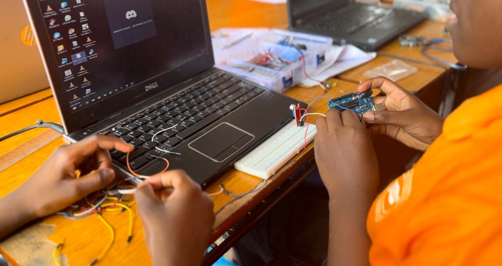 Entrepreneur organises national coding and robotics competition to ...