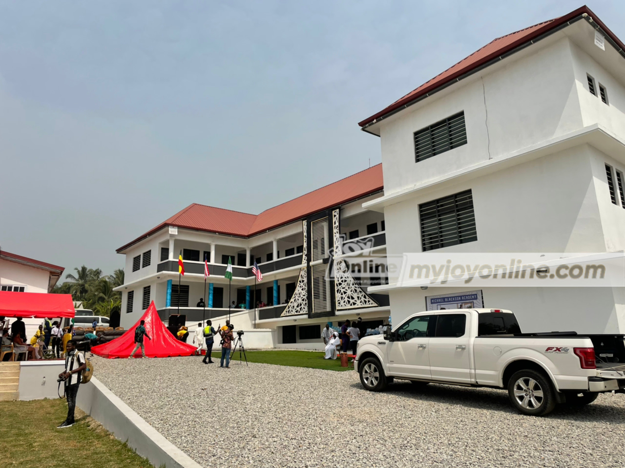 Ghanaian-American comedian Michael Blackson commissions his school in ...