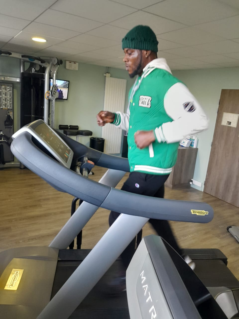 Dickson gets new opponent for Sunday's WBO Global title bout ...