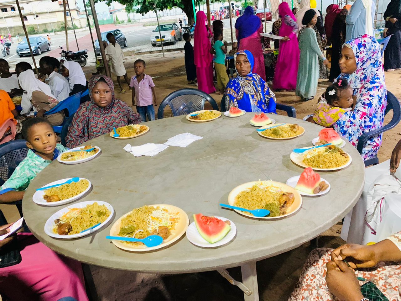 Ramadan: Yamboni Iftar project feeds 300 in Kumasi - MyJoyOnline