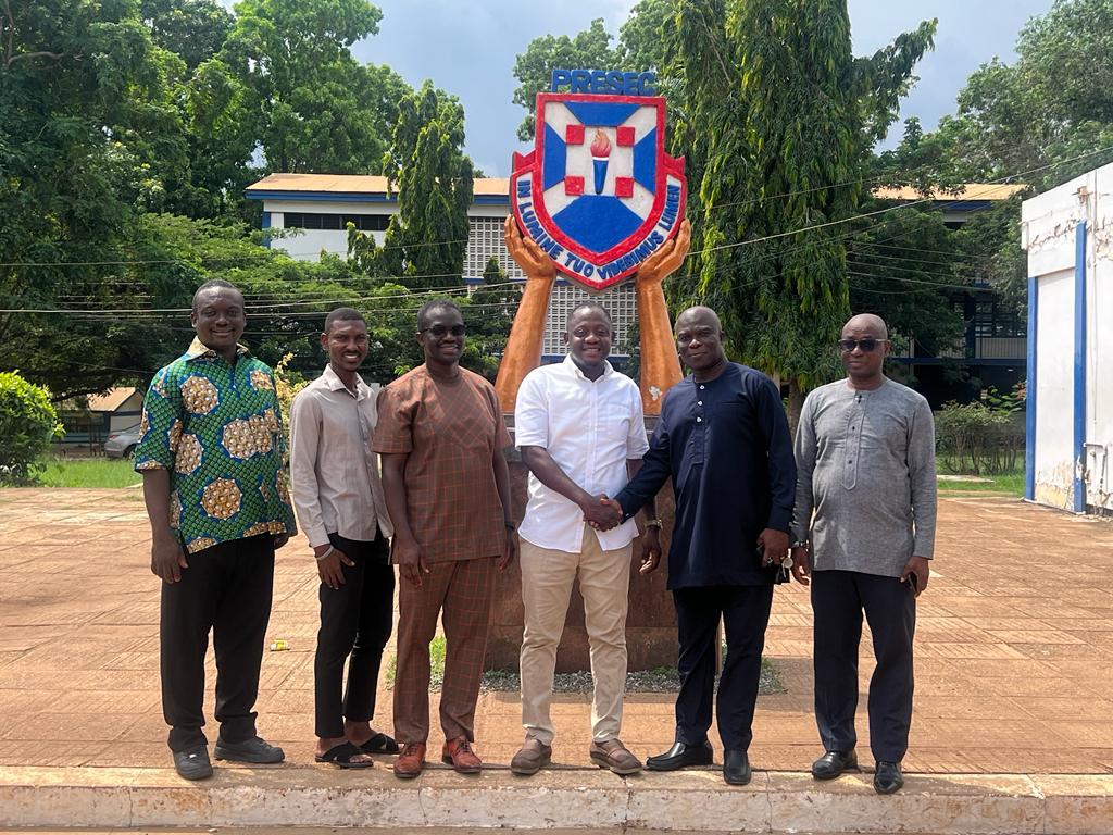 Ibrahim Mahama donates 500 bags of cement to Presec 1998 year group ...