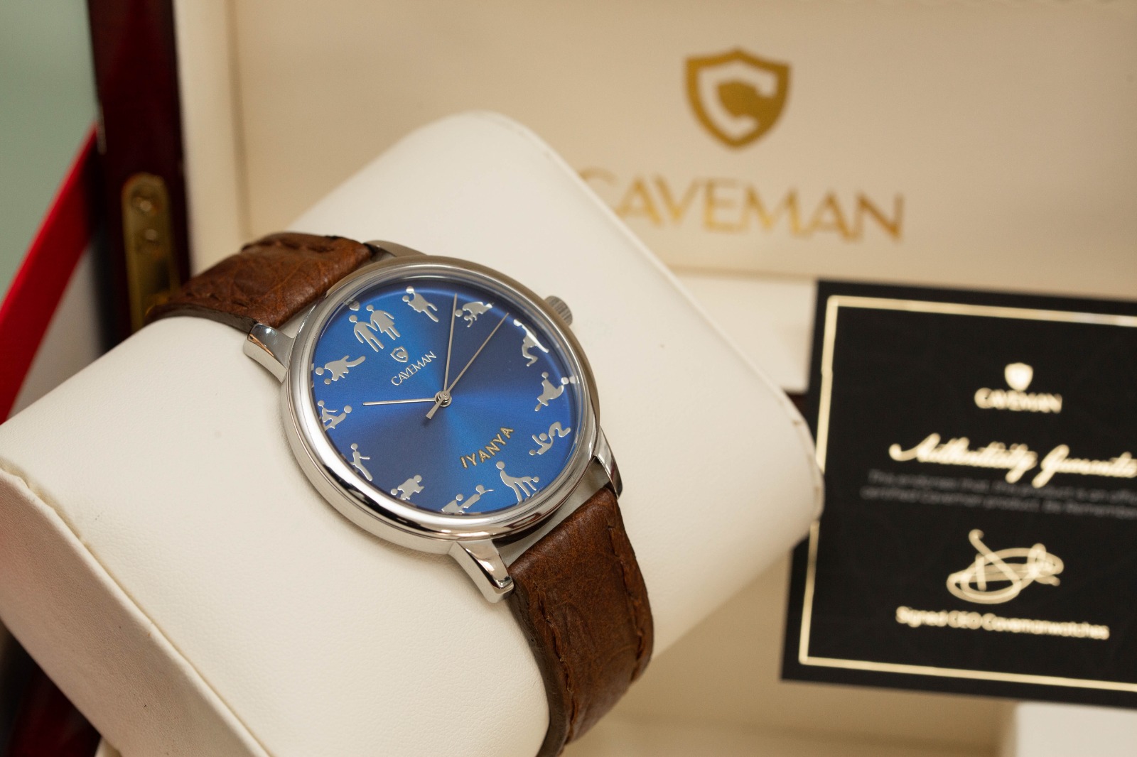Iyanya flaunts customised 18k Gold Heritage Watch by Caveman on Ghana ...