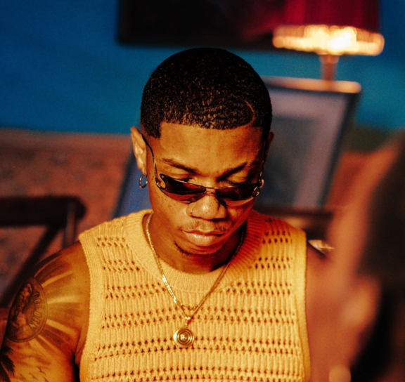 KiDi’s son reacts to his new look - MyJoyOnline