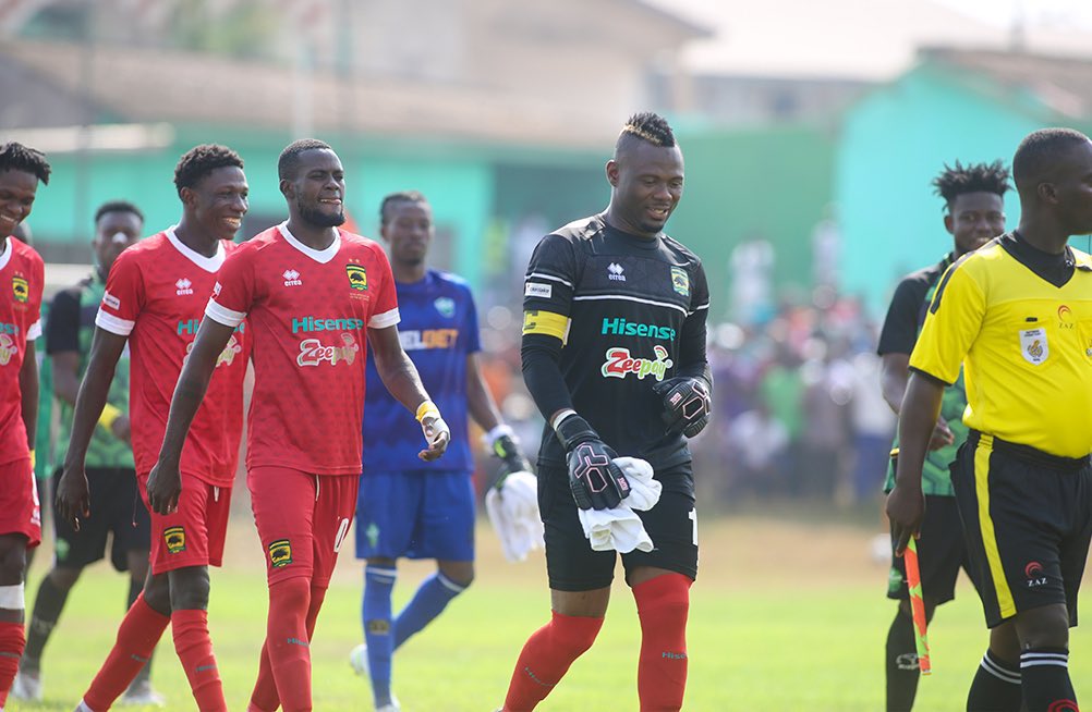 Ibrahim Danlad confirmed new Asante Kotoko captain; Mfegue and Lamptey ...