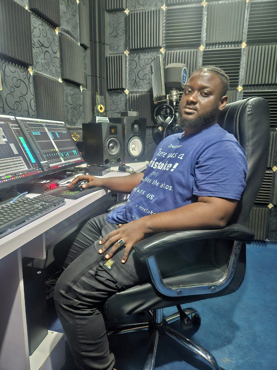 Appietus on family-run music empire: "They handle business, I focus on ...