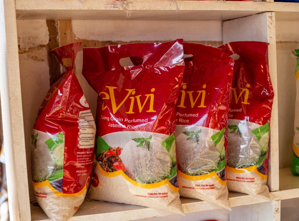 Newage Agric Solutions supports Chef Failatu with bags of locally ...