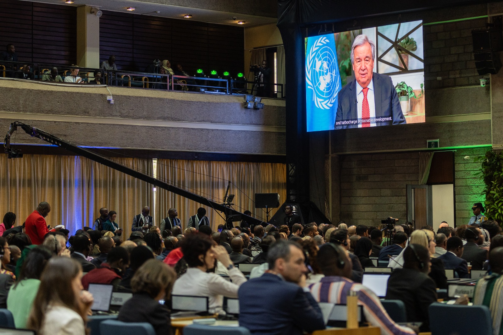 Global leaders vow to hasten multilateral efforts on climate, nature ...