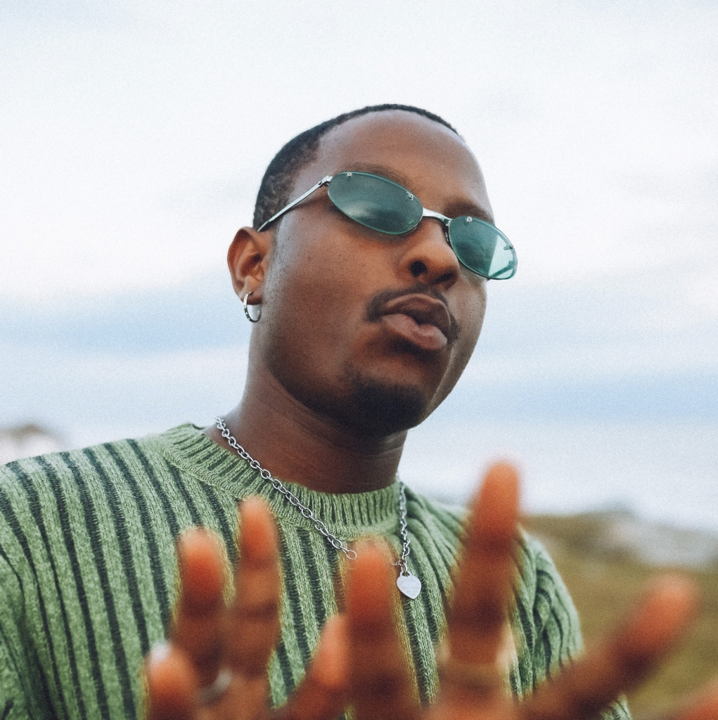 Kelvynboy embodies the hustler’s spirit in new single ‘On My Way ...