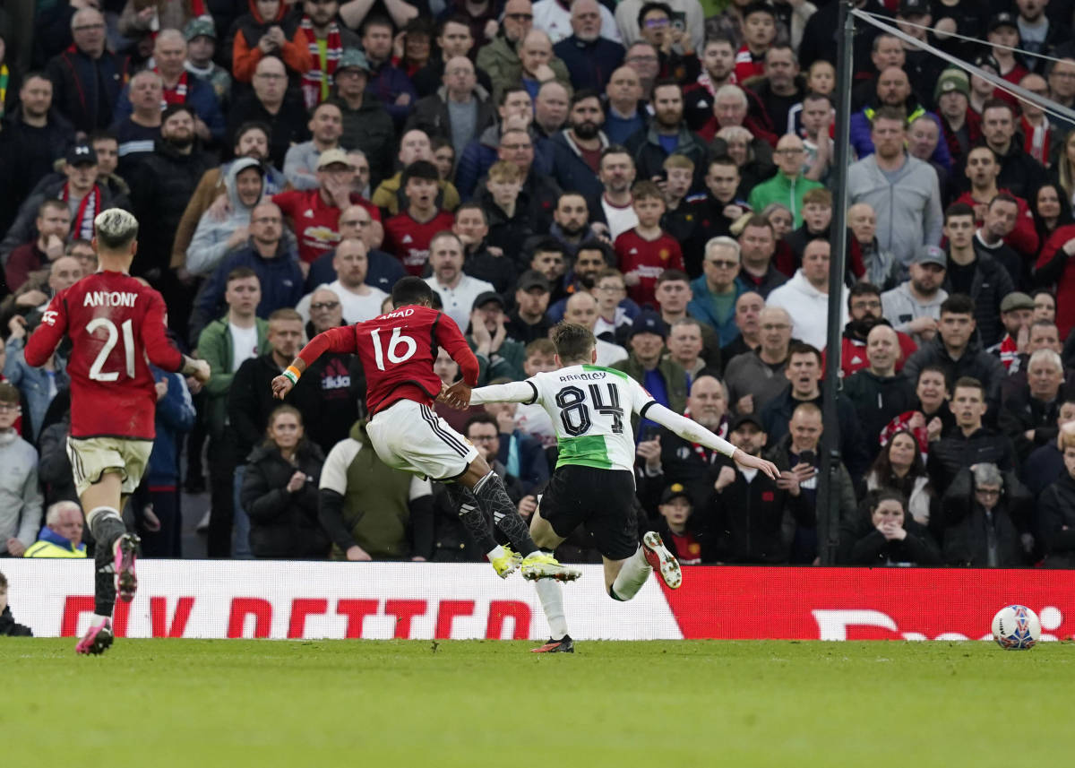 Manchester United beat Liverpool in extra time to book FA Cup semis ...