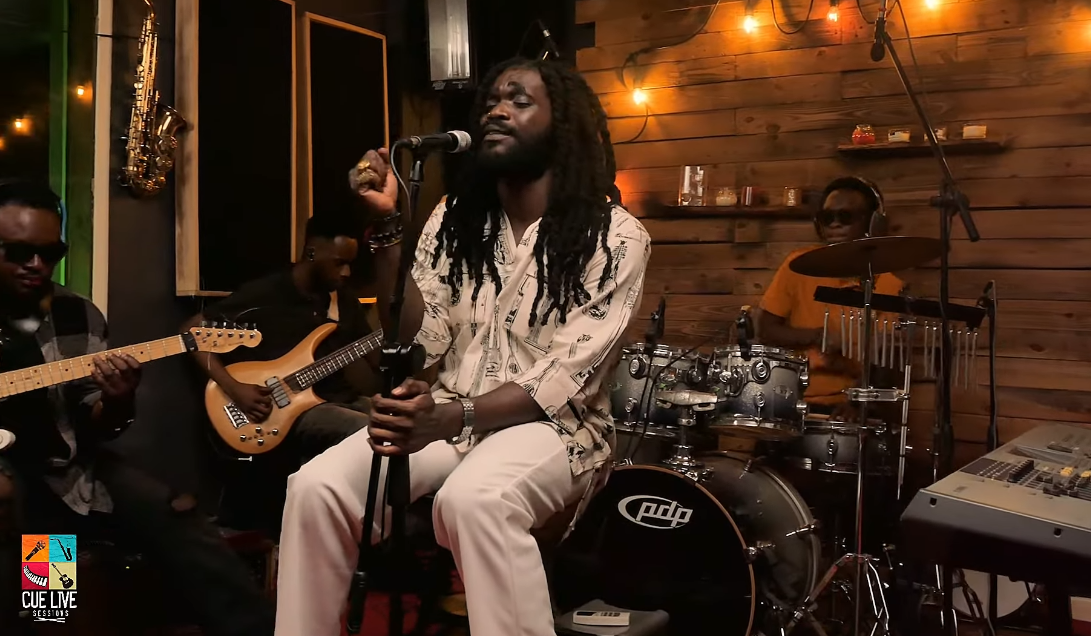 Ayisi thrills fans with live performance of 'Can I Live' - MyJoyOnline