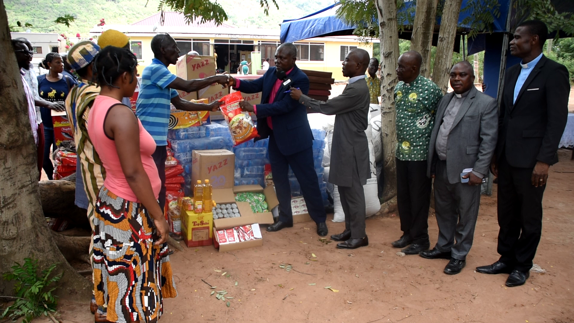 E.P Church donates to flood victims in Mepe and Tongor Dzemeni ...
