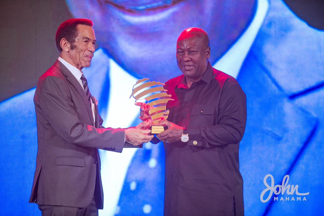 Africa Heritage Awards celebrates Mahama in Lagos for 'exemplary ...